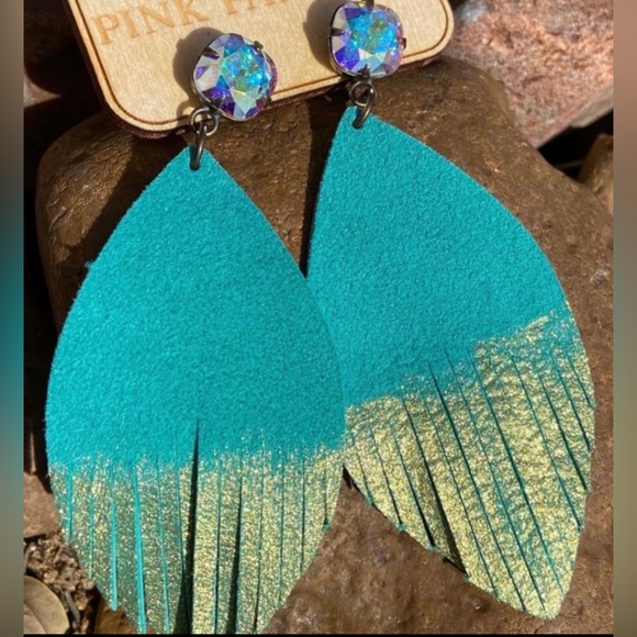 Pink Panache | Jewelry | Pink Panache Turquoise Leather Dipped Feather ...